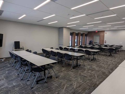Tour - Plymouth Public Library